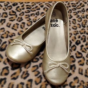 Zoe & Zac | Shoes | Gold Flats | Poshmark